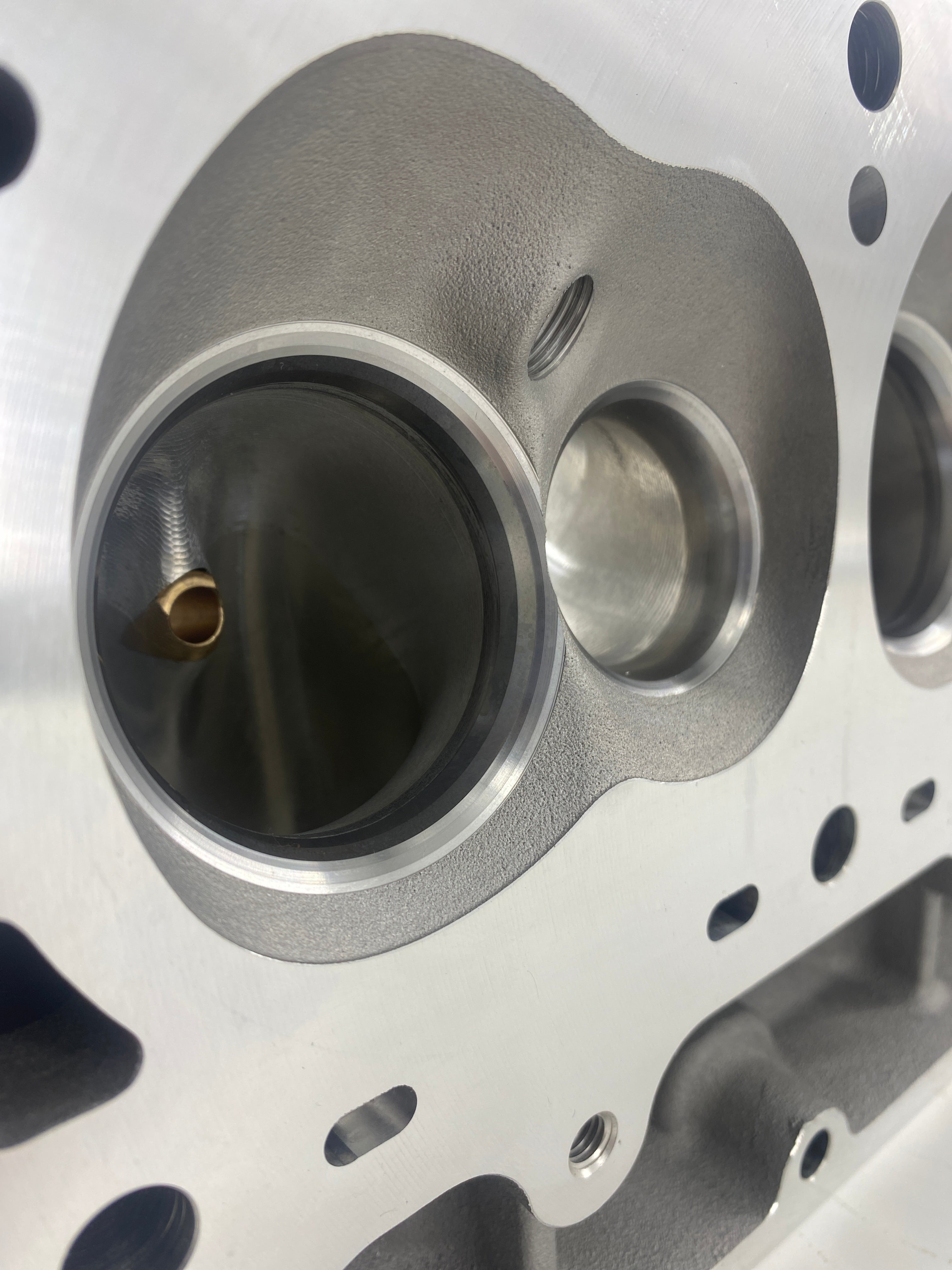 LS3 Medium Bore | Factory Mast | CNC Ported | Cylinder Head - Single B ...